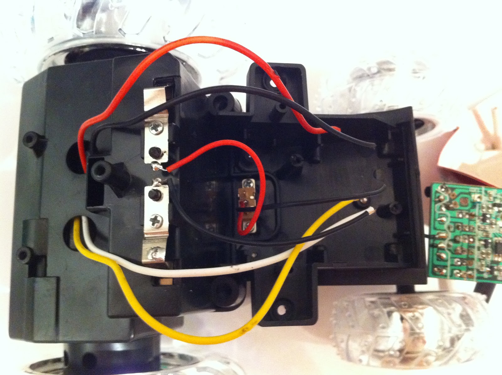 Robot Tutorials Using The Arduino Microcontroller Basic Roaming Bot Wt Ultrasonic Object Avoidance